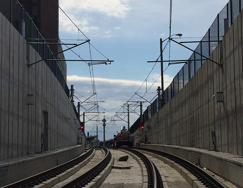 Catenary on Ottawa Light Rail Line – SYNEOX